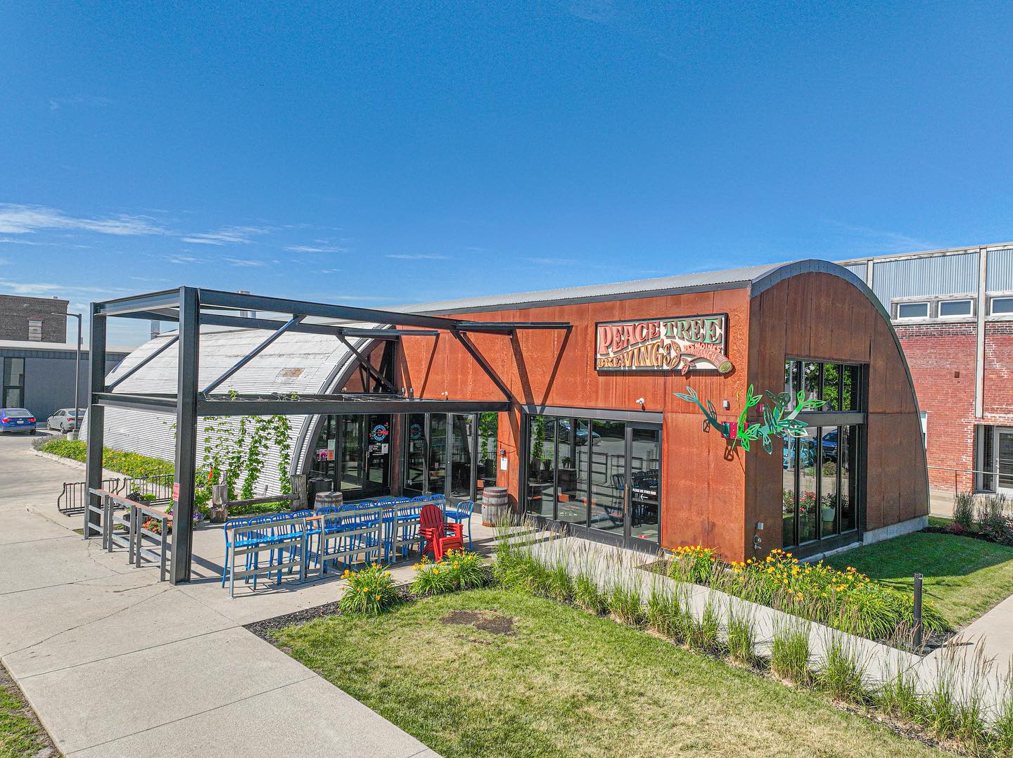 Guide to Our Favorite Patios in Des Moines - Des Moines Girl